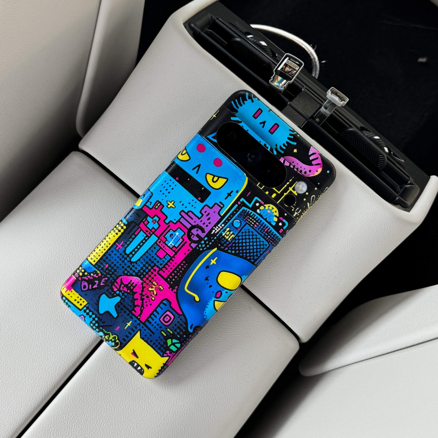iPad Air 11" (M3) SIGNATURE Arcade Rave Skin – Qskinz™
