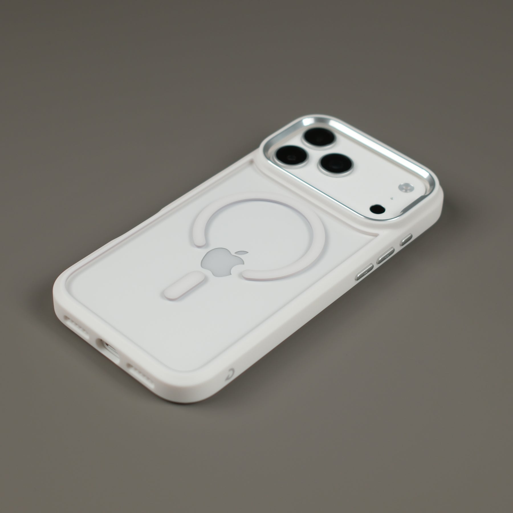 iPhone 17 Pro MAX QCAZE DUO - POLAR White - Matching Skin + Case – Qskinz™